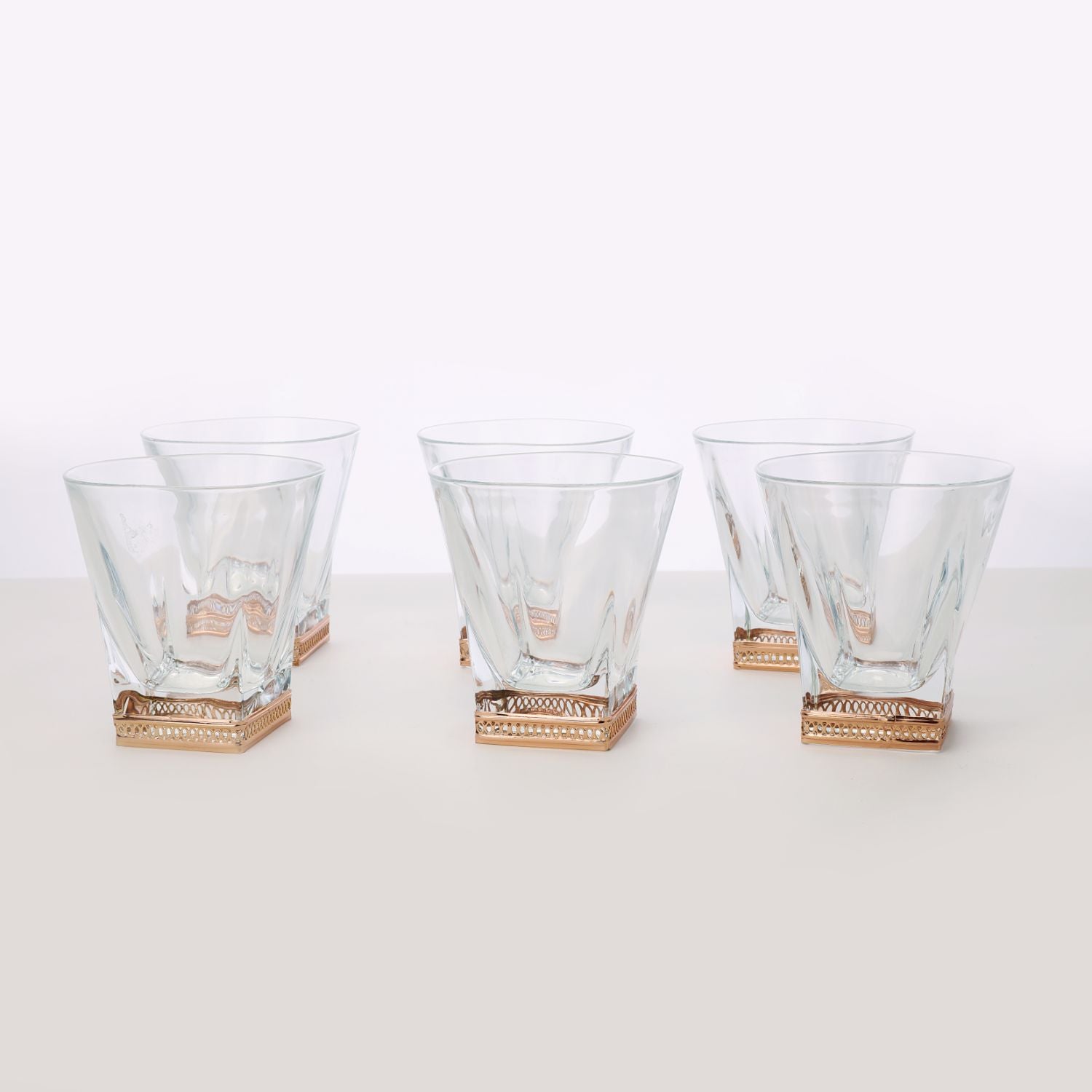 V shape whiskey glass with rose gold detail (set of 6) – stylivingindia