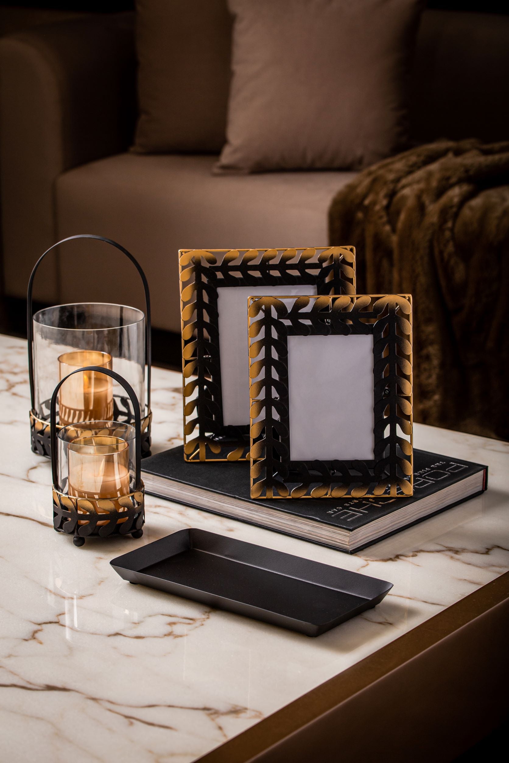 Metal Leaf Photo Frame Small – stylivingindia